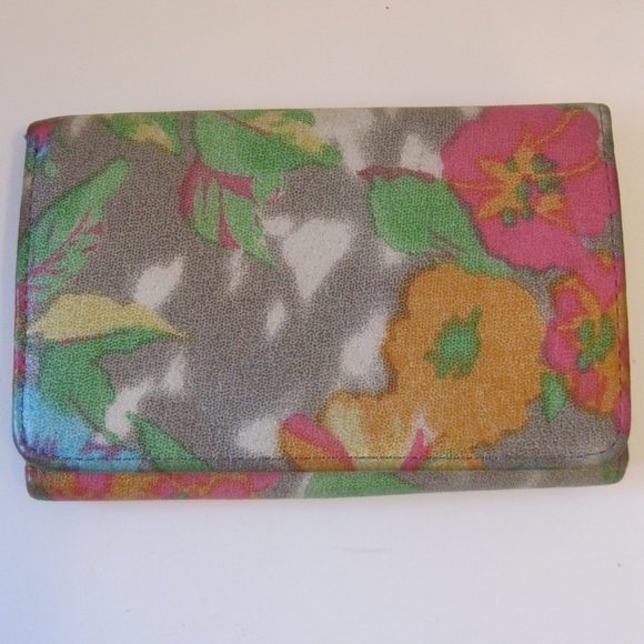 HOBO | Bags | Hobo Jill Trifold Wallet Floral | Poshmark